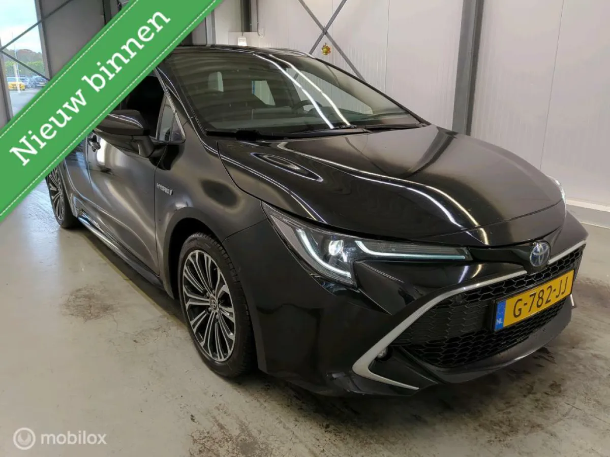 Toyota Corolla Touring Sports 1.8 Hybrid Exe, Trekhaak, LED