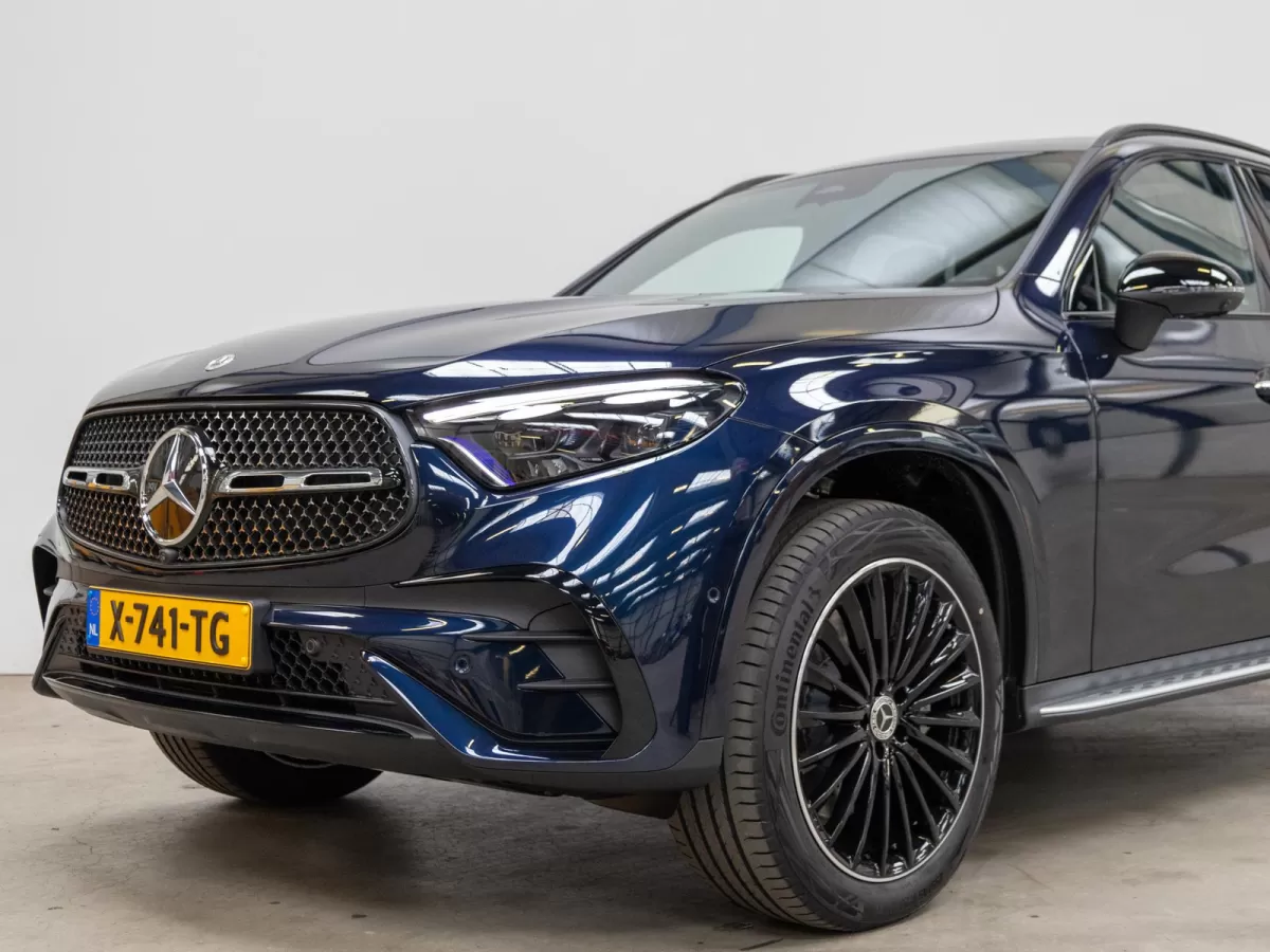 Mercedes-Benz GLC 300e 4MATIC AMG Line