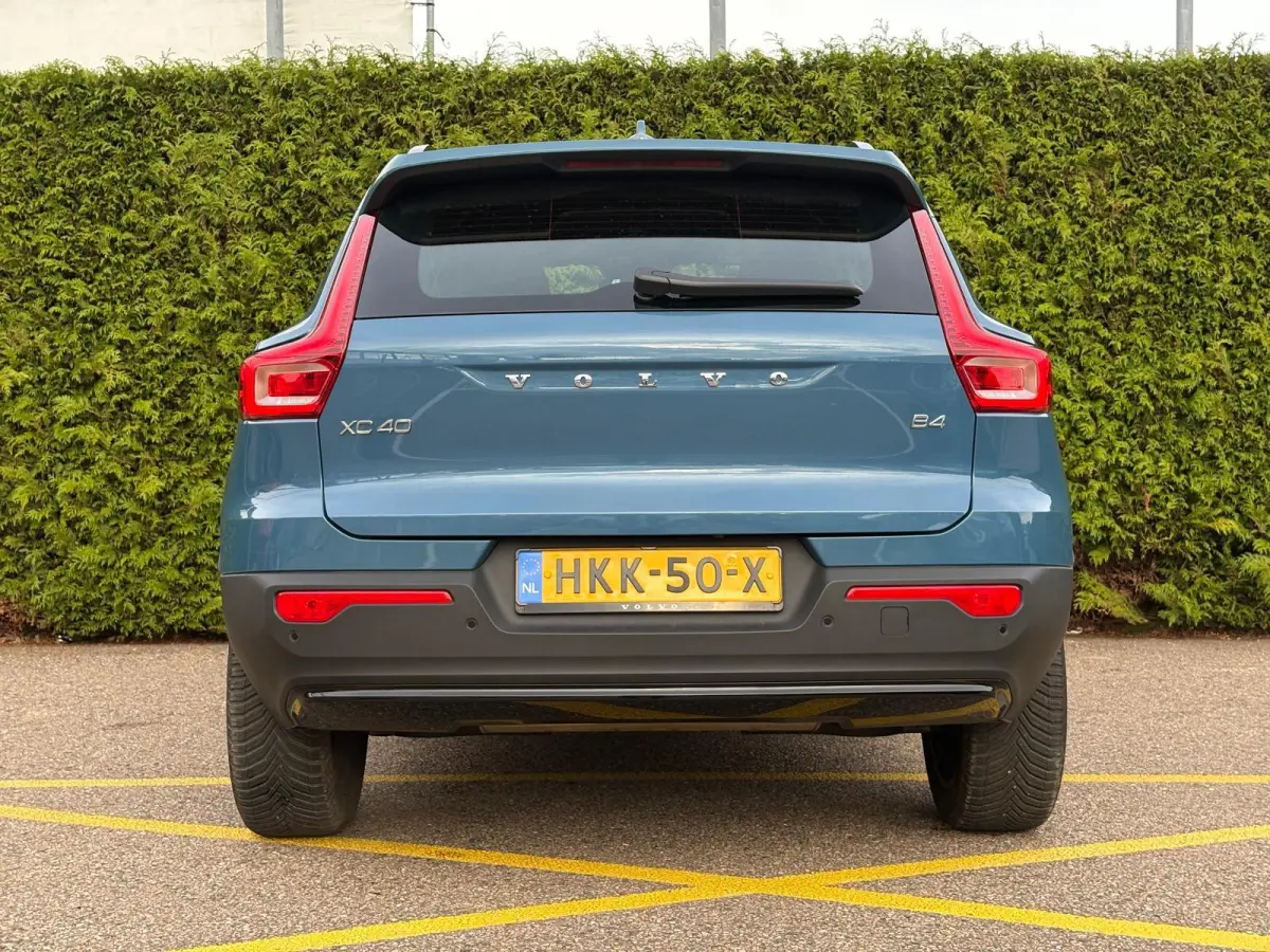 Volvo XC40 - Zakelijk en privé je auto leasen | Financial lease & operational lease mogelijk